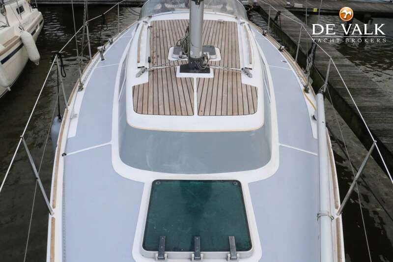 DEHLER 372 sailing yacht for sale | De Valk Yacht broker