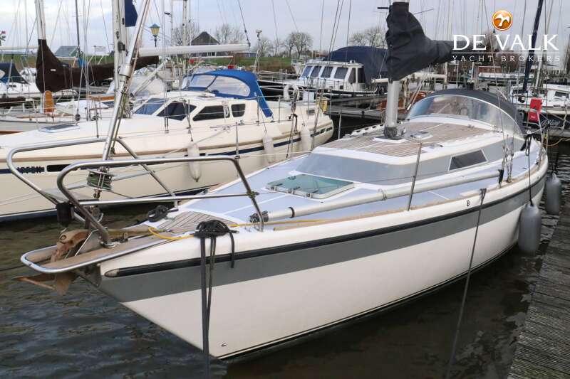 DEHLER 372 sailing yacht for sale | De Valk Yacht broker