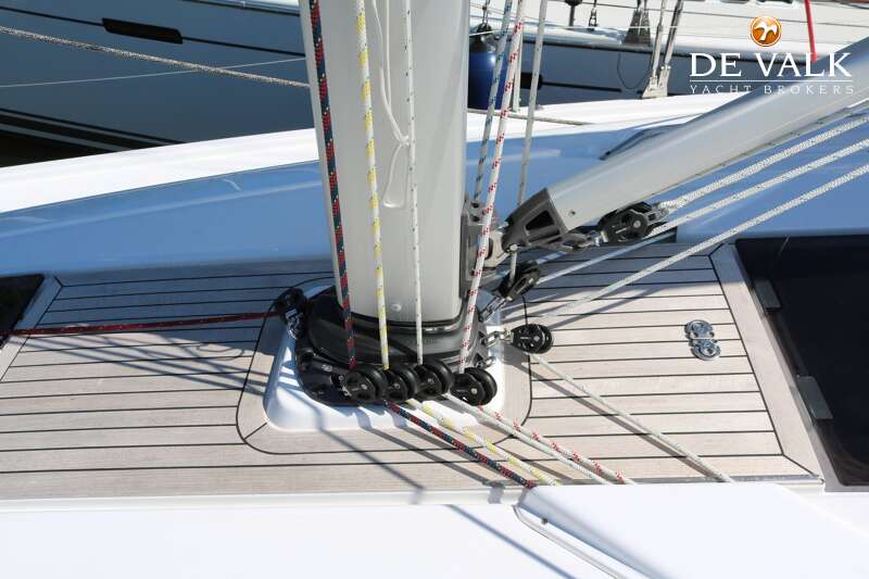 DEHLER 38 SQ sailing yacht for sale | De Valk Yacht broker