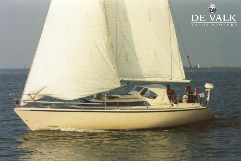 DEHLER OPTIMA 101 sailing yacht for sale | De Valk Yacht Brokers