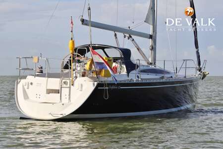 DELPHIA 37 sailing yacht for sale | De Valk Yacht broker