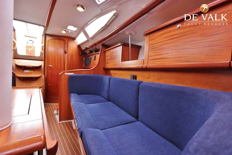 DELPHIA 37 sailing yacht for sale | De Valk Yacht broker