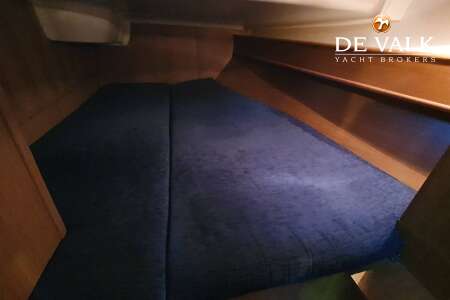 DELPHIA 40 sailing yacht for sale | De Valk Yacht broker