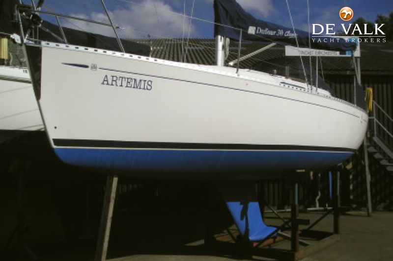 DUFOUR 30 CLASSIC sailing yacht for sale | De Valk Yacht Brokers