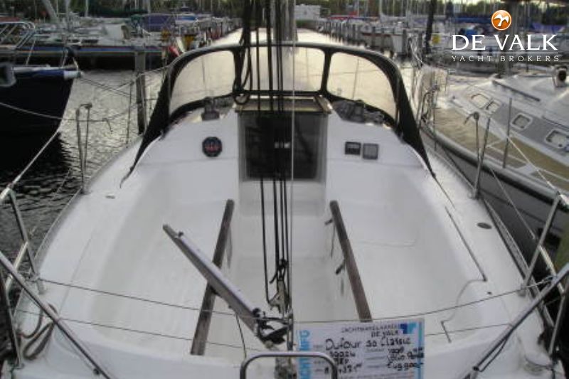 DUFOUR 30 CLASSIC sailing yacht for sale | De Valk Yacht Brokers