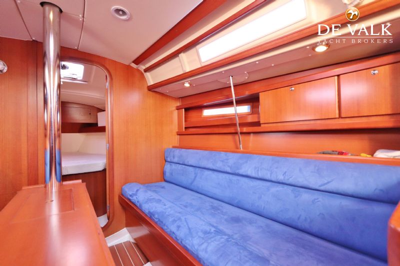 DUFOUR 325 GRAND LARGE sailing yacht for sale | De Valk Yacht Brokers