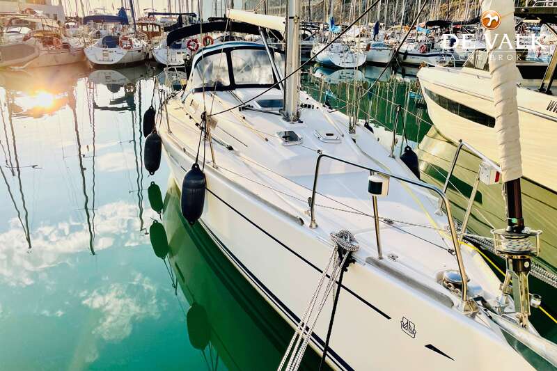 DUFOUR 34 PERFORMANCE sailing yacht for sale | De Valk Yacht broker