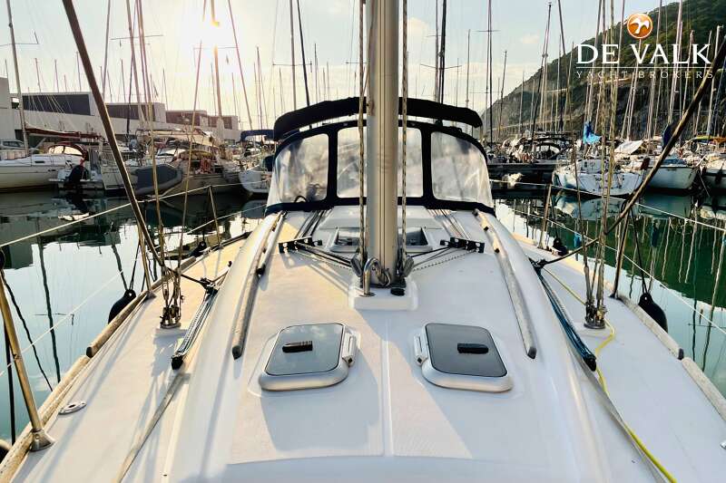 DUFOUR 34 PERFORMANCE sailing yacht for sale | De Valk Yacht broker