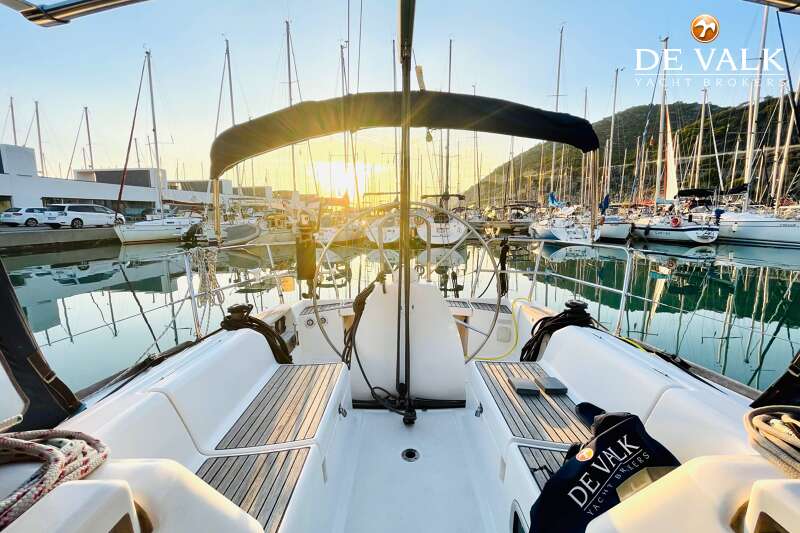 DUFOUR 34 PERFORMANCE sailing yacht for sale | De Valk Yacht broker