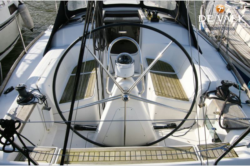 DUFOUR 34 PERFORMANCE sailing yacht for sale | De Valk Yacht Brokers