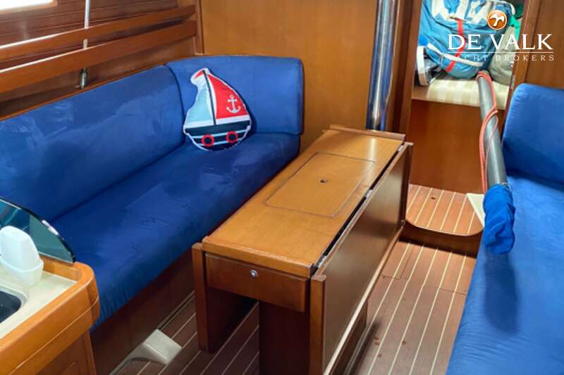 DUFOUR 34 PERFORMANCE sailing yacht for sale | De Valk Yacht broker