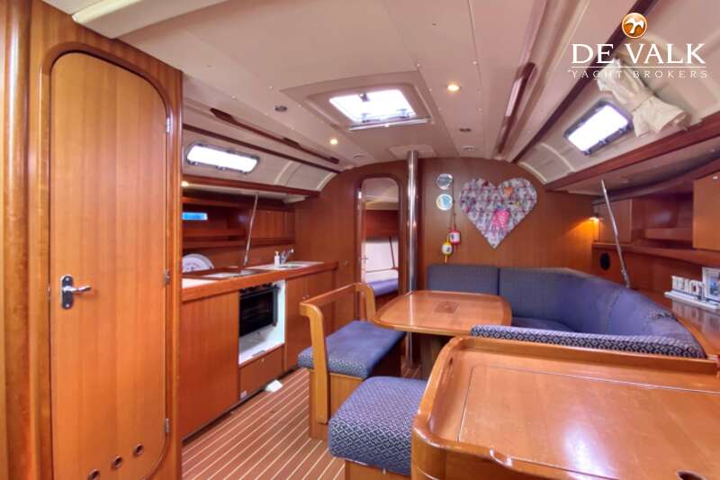 DUFOUR 385 GRAND LARGE sailing yacht for sale | De Valk Yacht broker