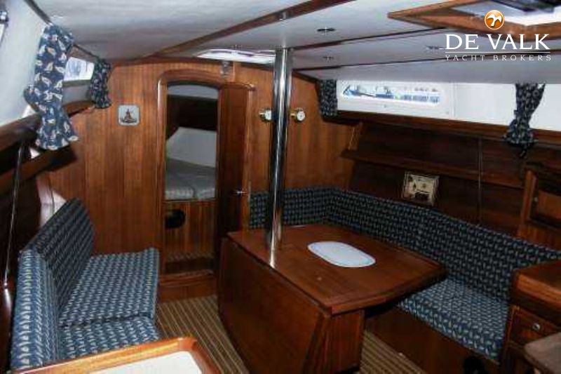 DUFOUR 39 CC sailing yacht for sale | De Valk Yacht Brokers
