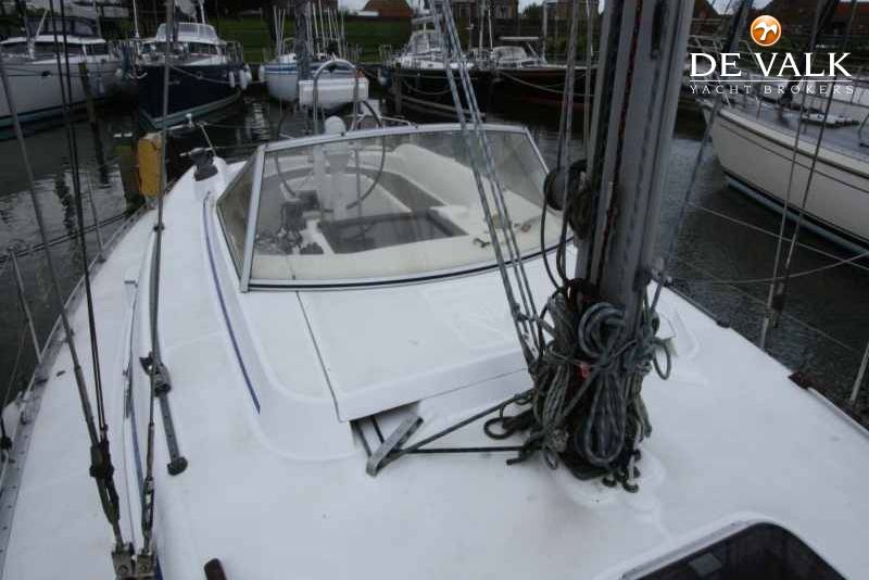DUFOUR 39 CC sailing yacht for sale | De Valk Yacht Brokers