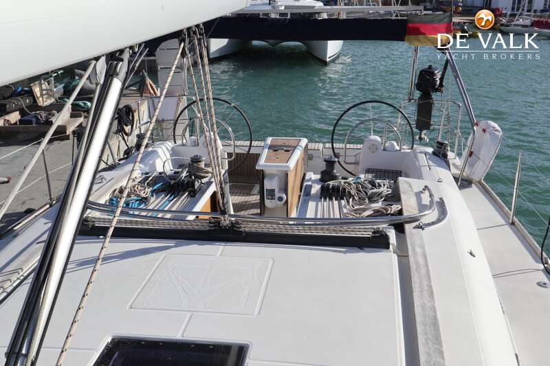 DUFOUR 412 GRAND LARGE sailing yacht for sale | De Valk Yacht broker