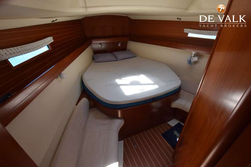 DUFOUR 425 GRAND LARGE sailing yacht for sale | De Valk Yacht broker