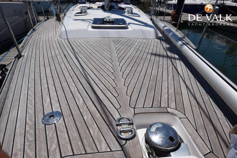 DUFOUR 425 GRAND LARGE sailing yacht for sale | De Valk Yacht broker