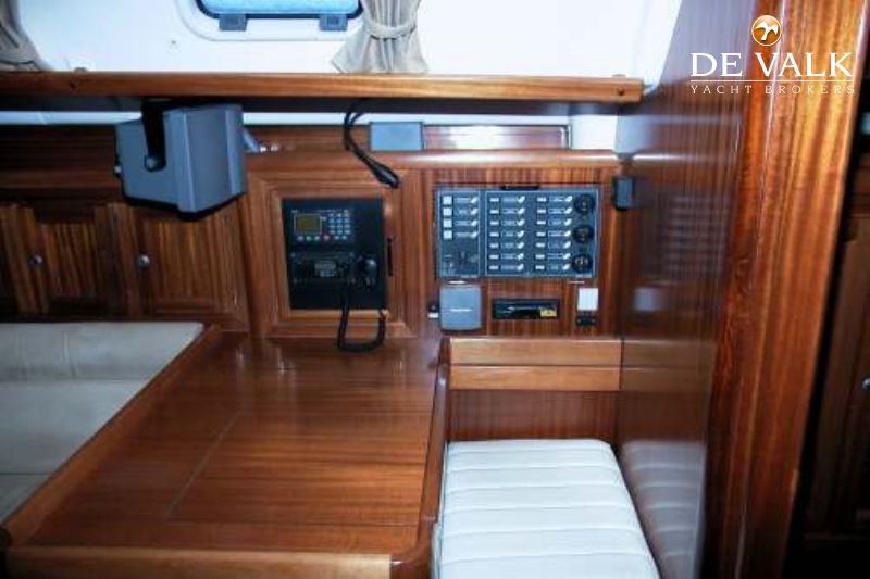 DUFOUR 43 CLASSIC sailing yacht for sale | De Valk Yacht Brokers