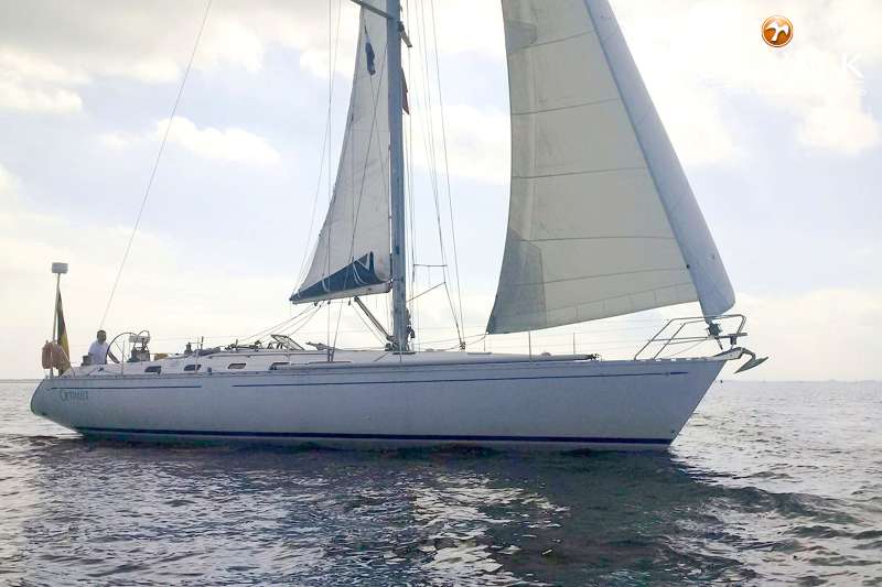 DUFOUR 45 CLASSIC sailing yacht for sale | De Valk Yacht broker