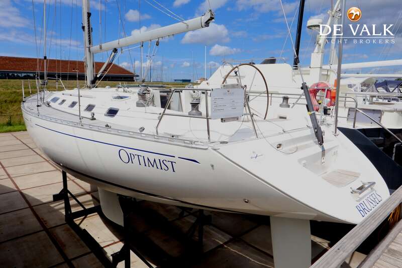 DUFOUR 45 CLASSIC sailing yacht for sale | De Valk Yacht broker