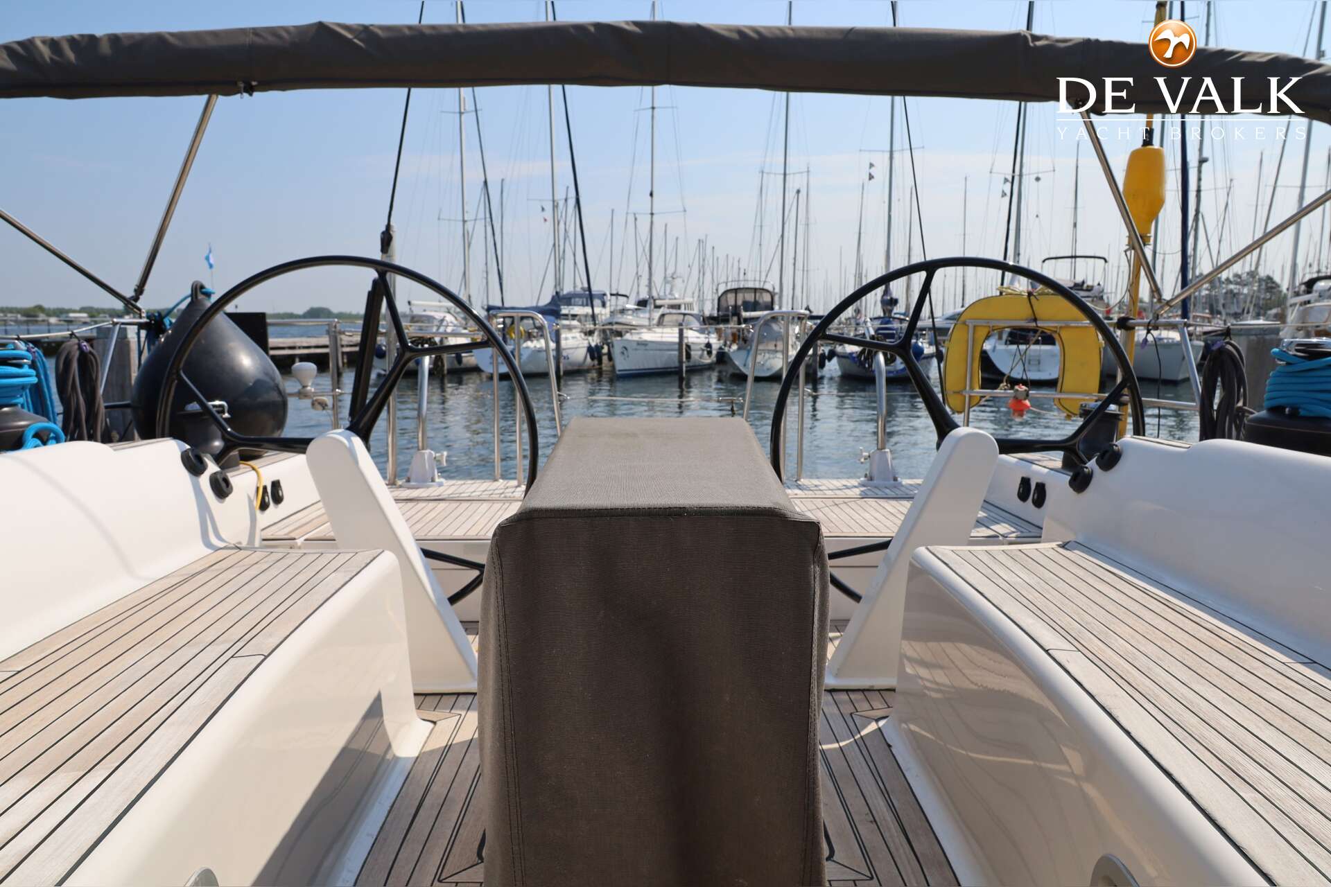 DUFOUR 485 GRAND LARGE sailing yacht for sale | De Valk Yacht broker