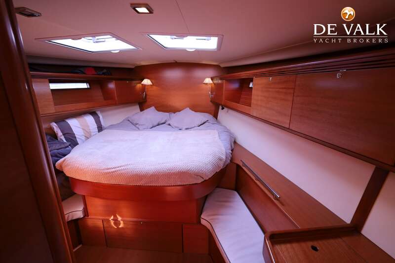 DUFOUR 485 GRAND LARGE sailing yacht for sale | De Valk Yacht broker