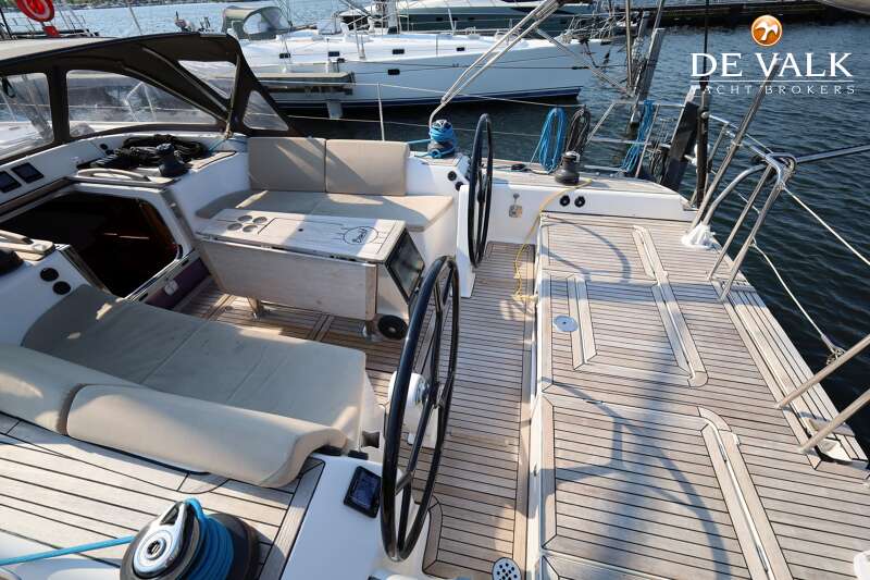 DUFOUR 485 GRAND LARGE sailing yacht for sale | De Valk Yacht broker