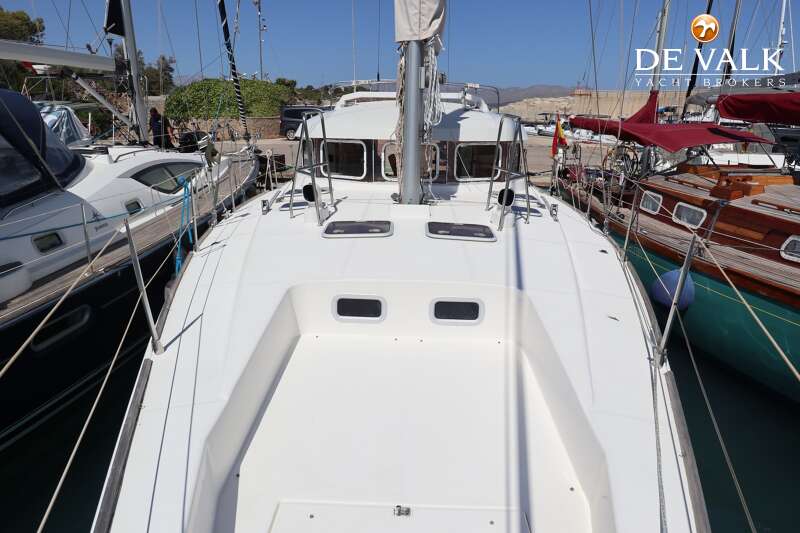DUFOUR ATOLL 43 sailing yacht for sale | De Valk Yacht broker