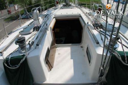 DUFOUR LACOSTE 42 sailing yacht for sale | De Valk Yacht broker