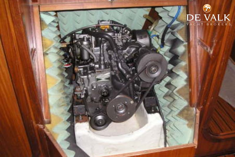 ELAN 33 sailing yacht for sale | De Valk Yacht Brokers