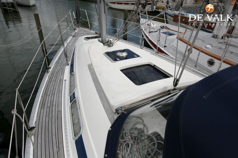ELAN 34 sailing yacht for sale | De Valk Yacht Brokers