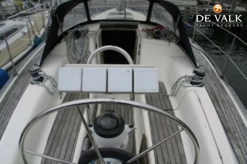 ELAN 34 zeiljacht te koop | De Valk Yacht Brokers