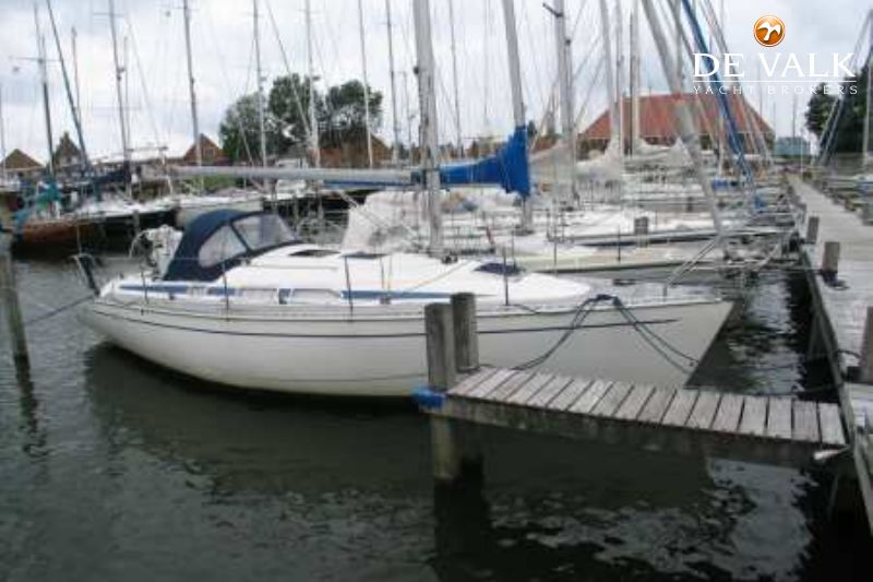 ELAN 34 sailing yacht for sale | De Valk Yacht Brokers