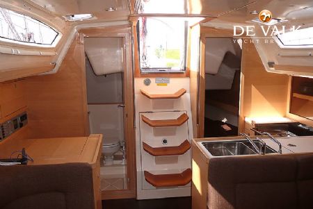 ELAN 340 zeilboot te koop | Jachtmakelaar De Valk