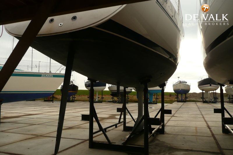 ELAN 340 sailing yacht for sale | De Valk Yacht Brokers