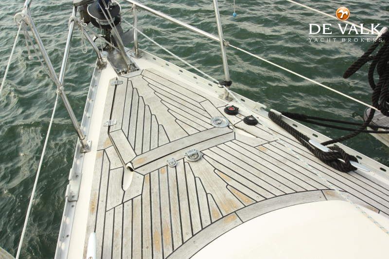 ELAN 36 sailing yacht for sale | De Valk Yacht Brokers