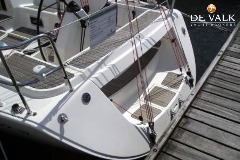 ELAN 37 SPORT sailing yacht for sale | De Valk Yacht Brokers