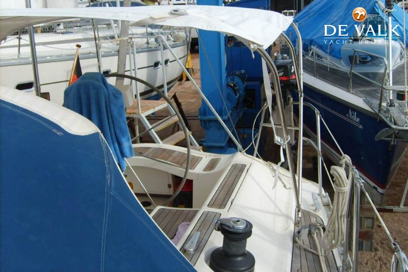 ELAN 431 OWNERS VERSION sailing yacht for sale | De Valk Yacht Brokers