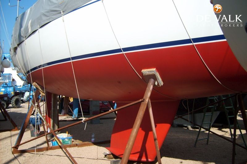 ELAN 431 OWNERS VERSION sailing yacht for sale | De Valk Yacht Brokers