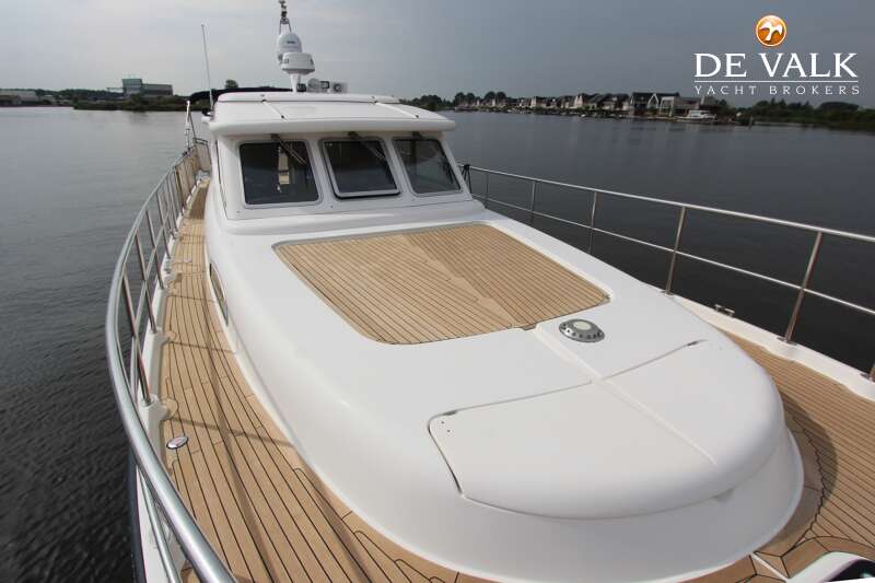 ELLING E4 ULTIMATE motor yacht for sale | De Valk Yacht broker