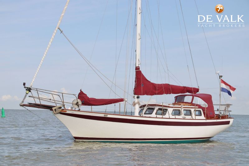 ENDURANCE 35 sailing yacht for sale | De Valk Yacht Brokers