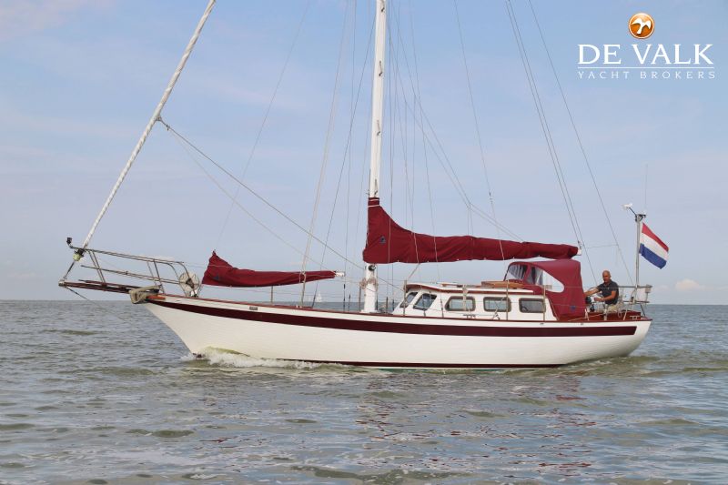 ENDURANCE 35 sailing yacht for sale | De Valk Yacht Brokers