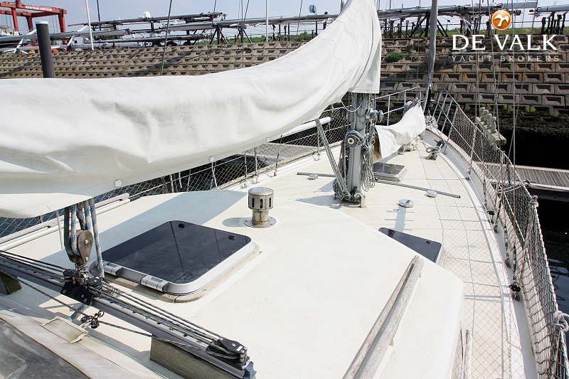 ENDURANCE 35 KETCH sailing yacht for sale | De Valk Yacht Brokers