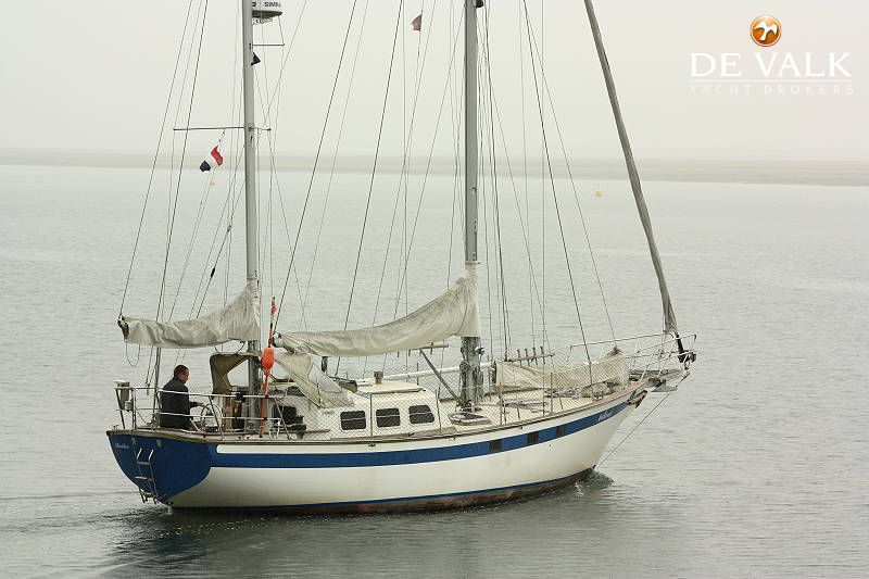 ENDURANCE 35 KETCH sailing yacht for sale | De Valk Yacht Brokers