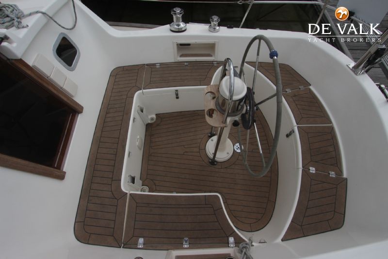 ENDURANCE 38 sailing yacht for sale | De Valk Yacht Brokers