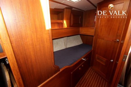 ENDURANCE 38 sailing yacht for sale | De Valk Yacht broker