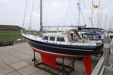 ENDURANCE 38 sailing yacht for sale | De Valk Yacht broker