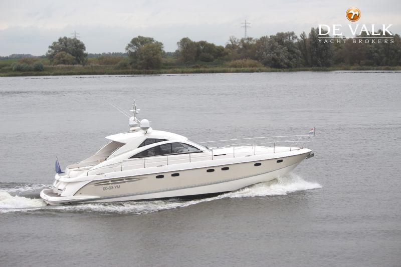 FAIRLINE TARGA 52 GRAN TURISMO motor yacht for sale | De Valk Yacht Brokers
