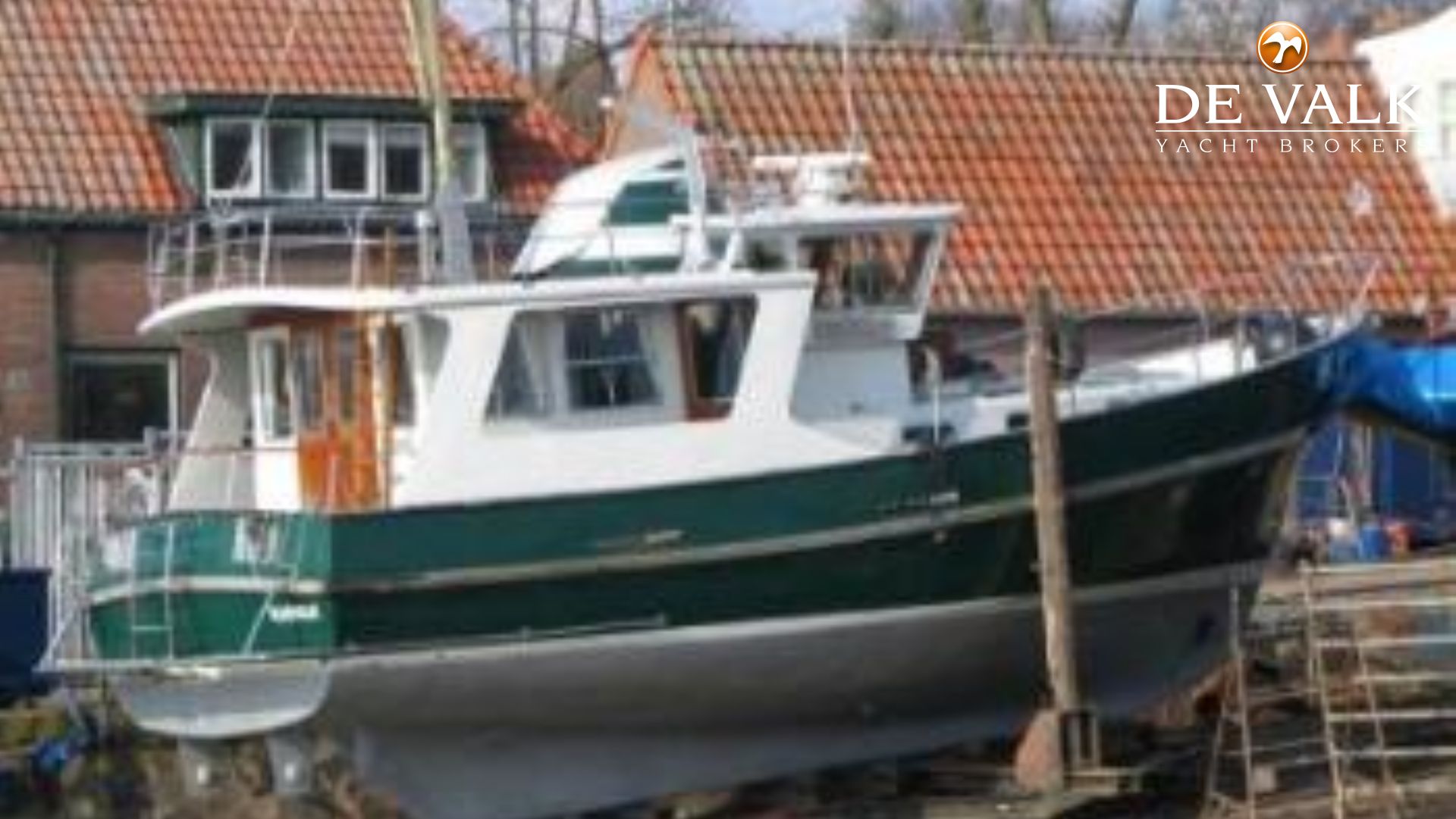 FISHER 38' TRAWLER YACHT motor yacht for sale | De Valk Yacht broker