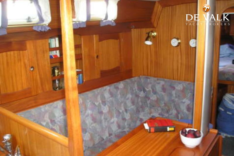 FORGUS 37 sailing yacht for sale | De Valk Yacht Brokers